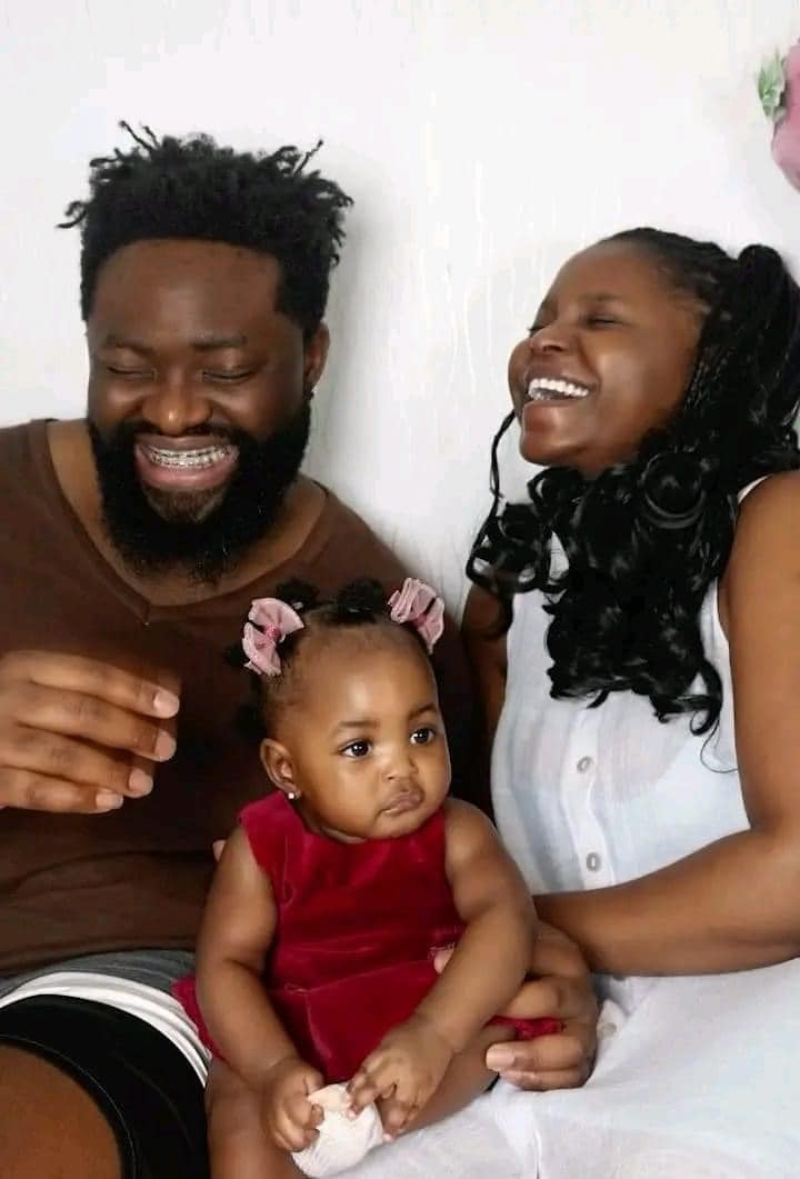 Cameroun : La chanteuse Daphné présente le visage de son premier enfant ...